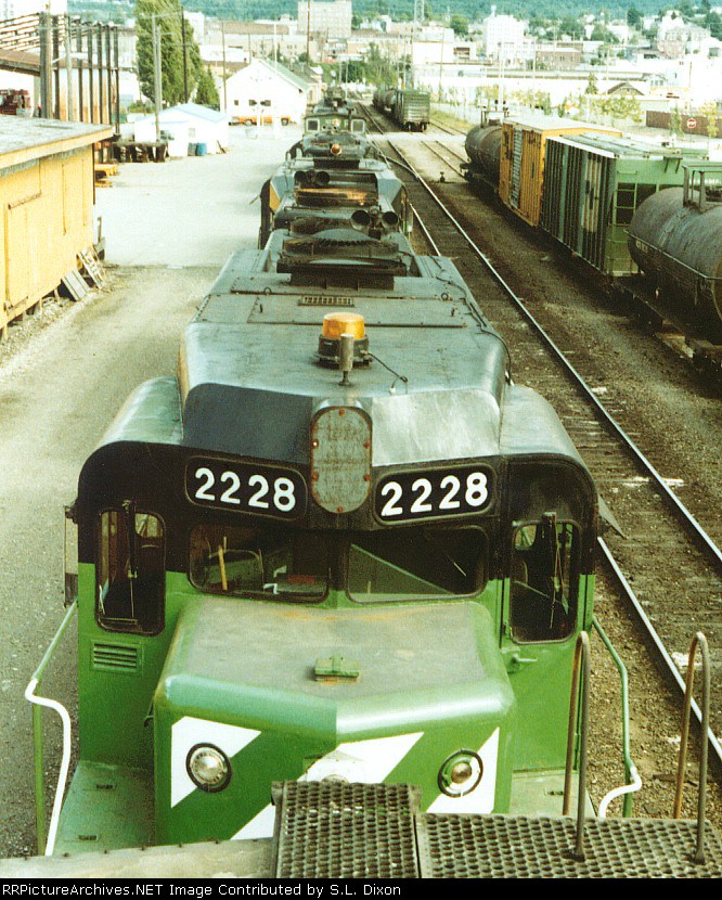 BN 2228